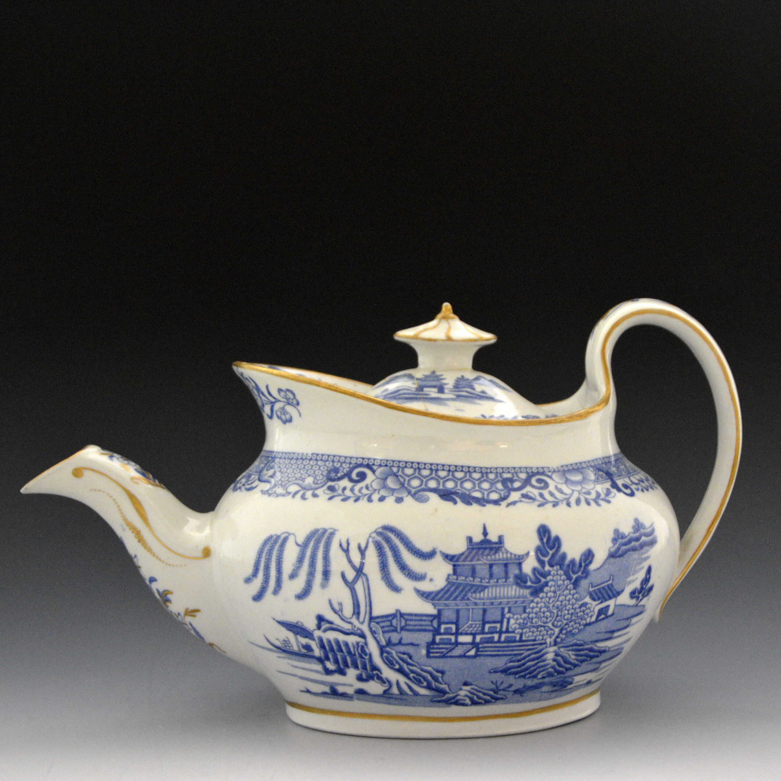 Teapot, Emerging Boat – The Zeller Collection